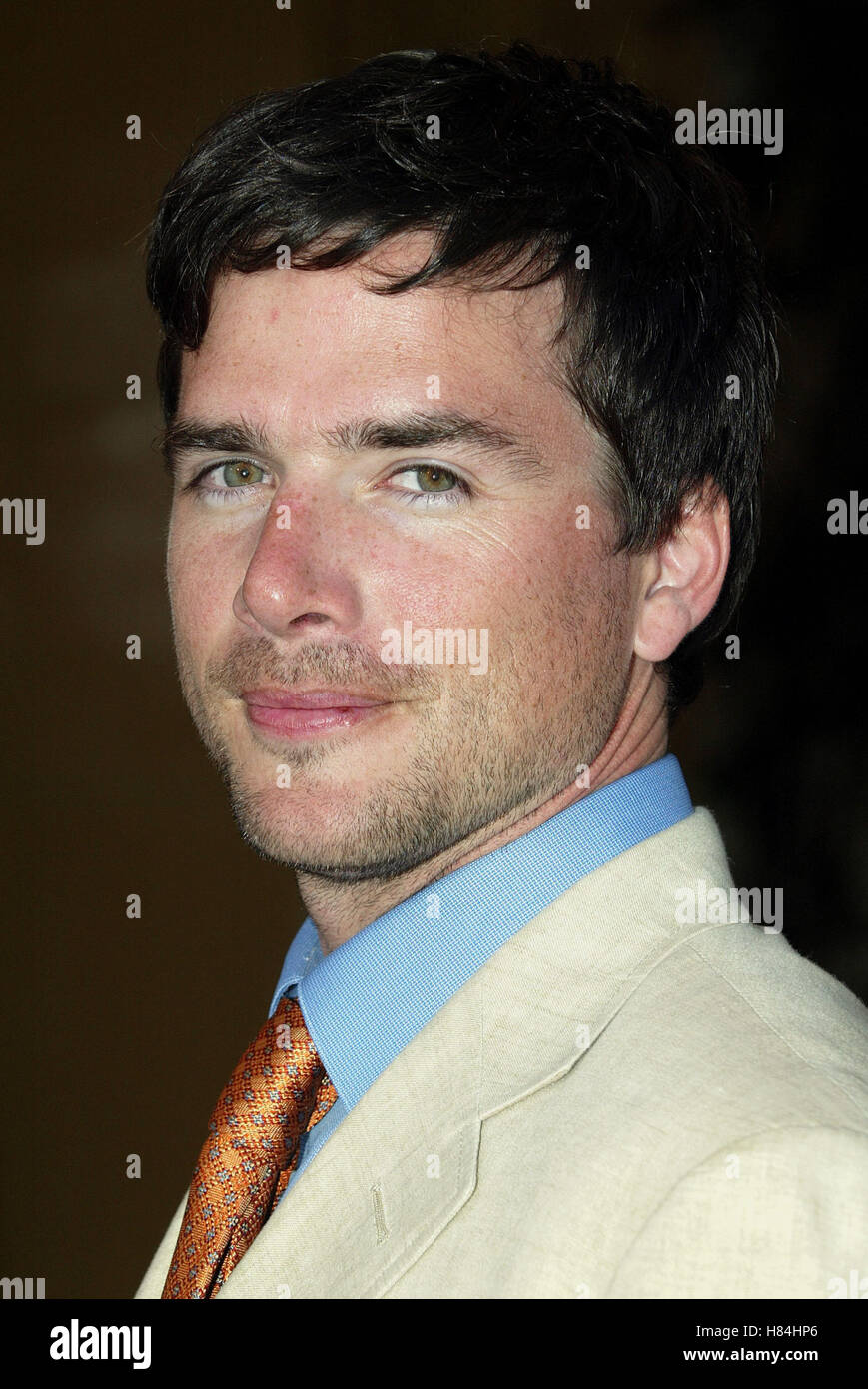 Actor matthew settle hi-res stock photography and images - Alamy