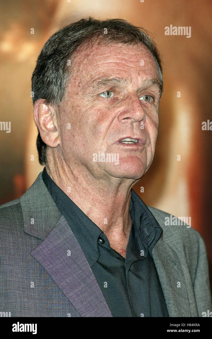 GEOFF DIXON QANTAS AMBASSADOR AT LARGE LOS ANGELES AIRPORT LOS ANGELES ...