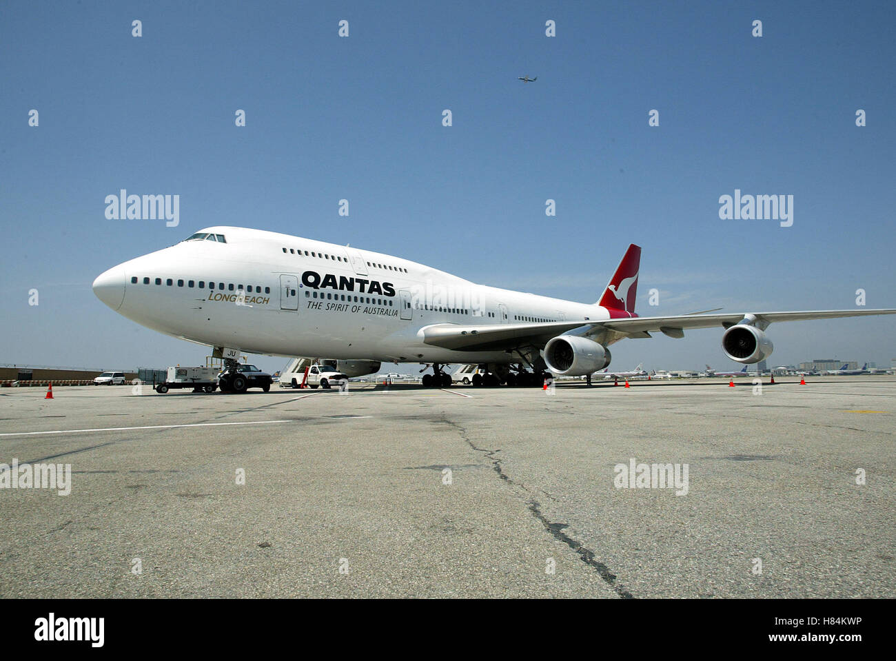 Qantas jet hi-res stock photography and images - Alamy