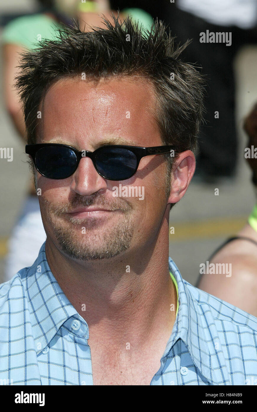 MATTHEW PERRY TEEN CHOICE AWARDS 2002 UNIVERSAL AMPHITHEATRE BURBANK ...