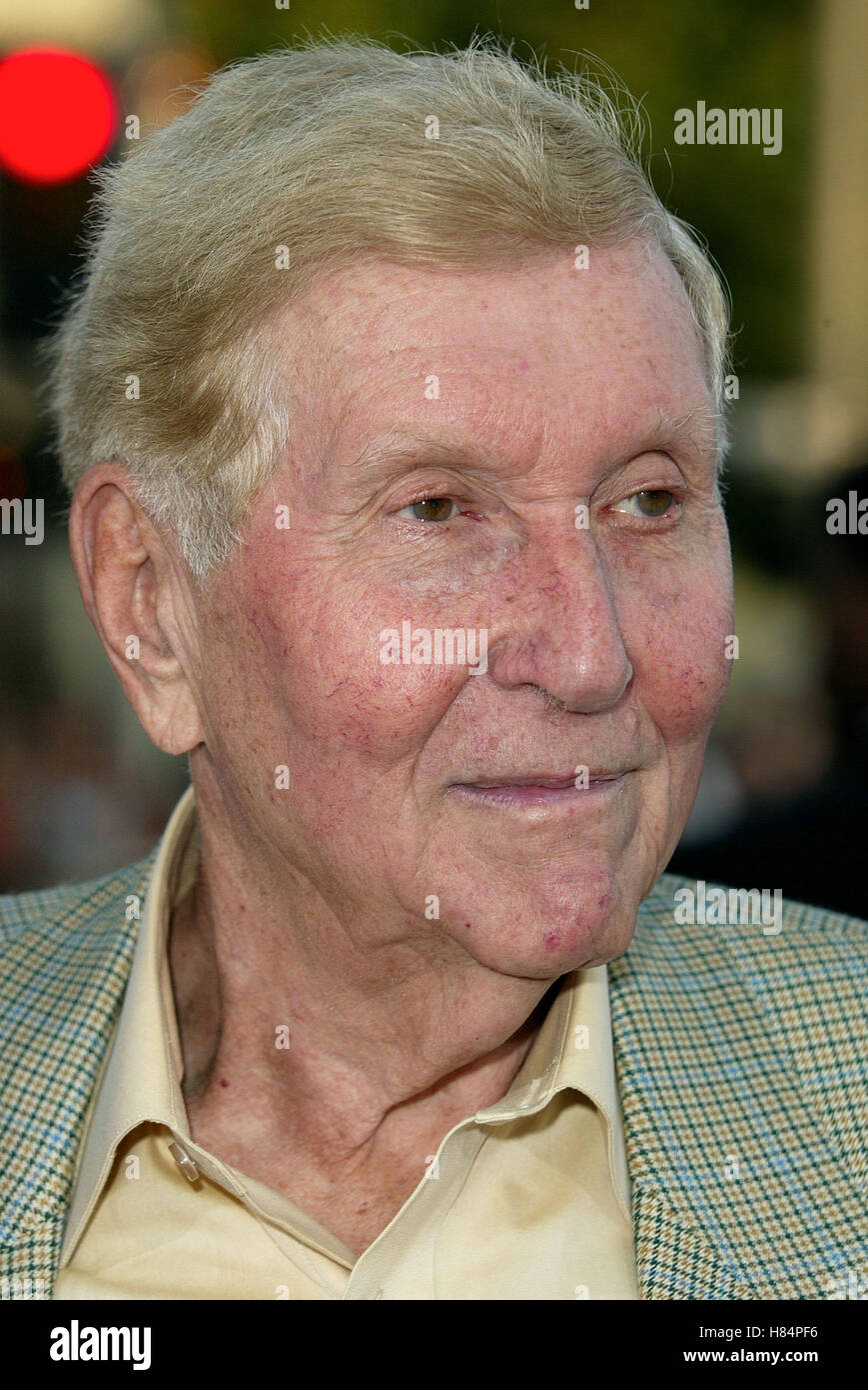 SUMNER REDSTONE K-19: THE WIDOWMAKER PREMIERE WESTWOOD LOS ANGELES USA ...