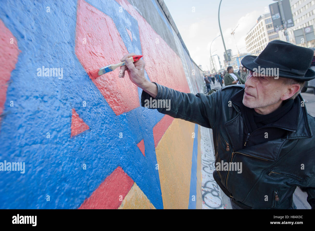 Paul schaefer hi-res stock photography and images - Alamy