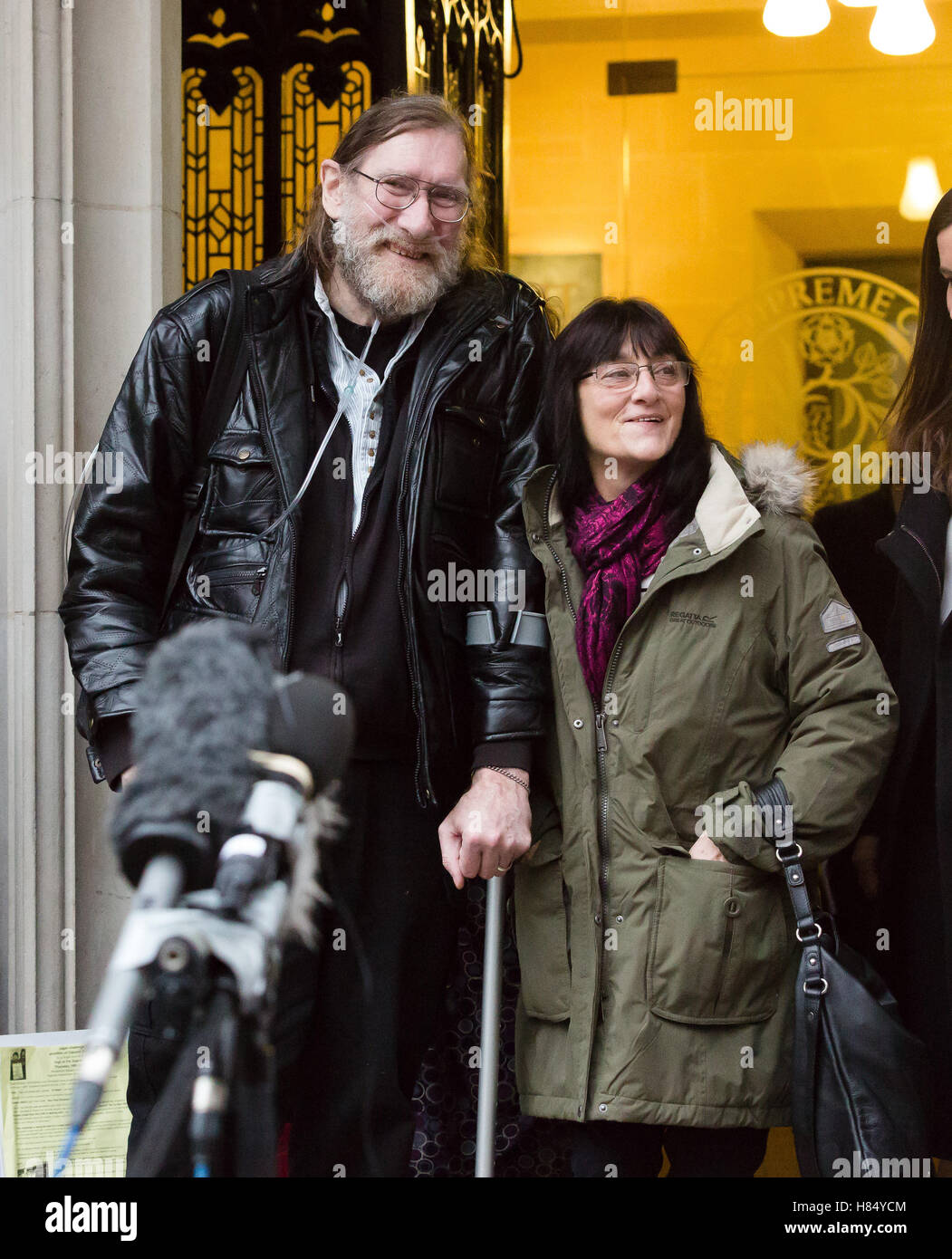 Paul rutherford hi-res stock photography and images - Alamy