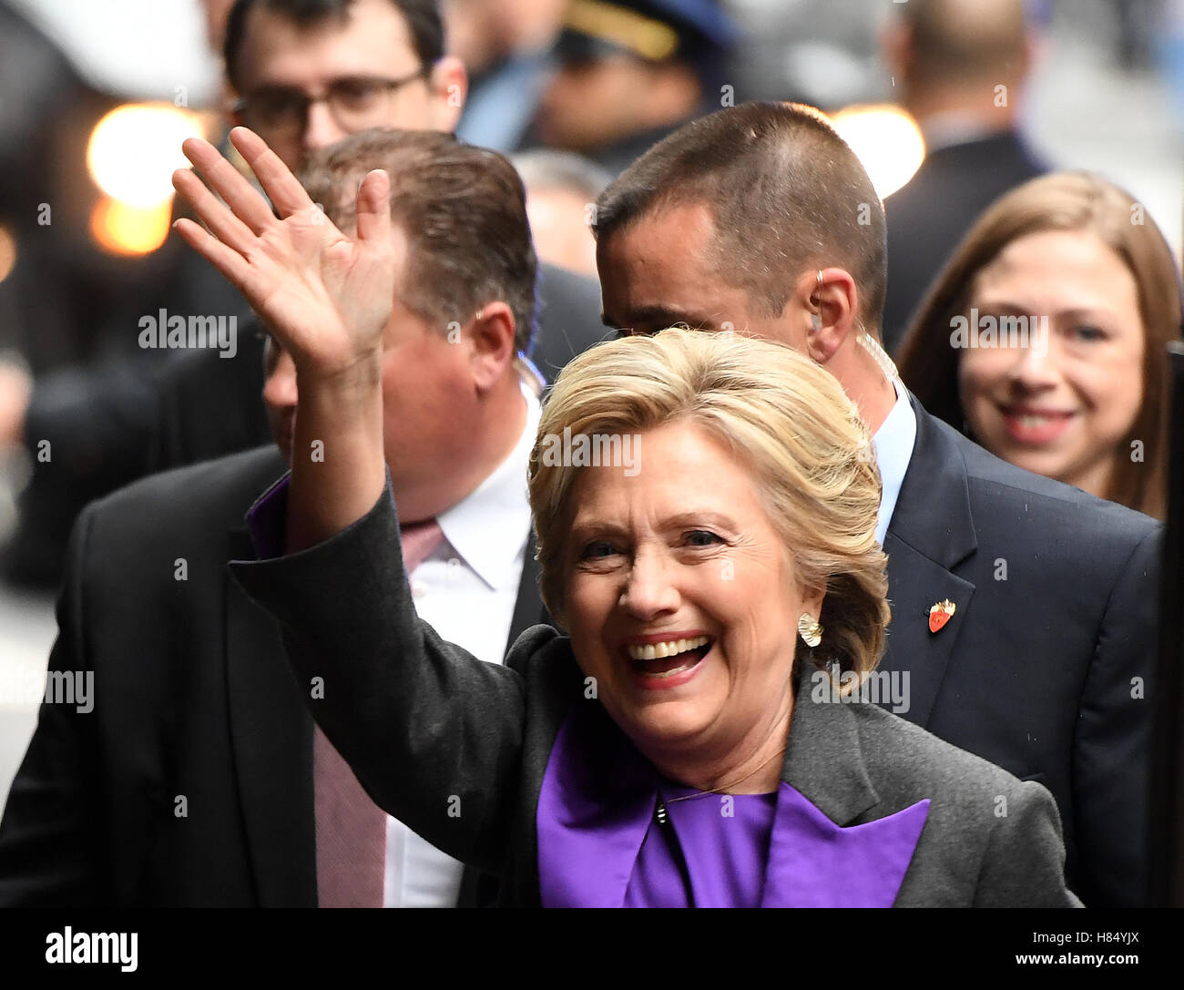 Hillary clinton concession speech 2016 hi-res stock photography and ...