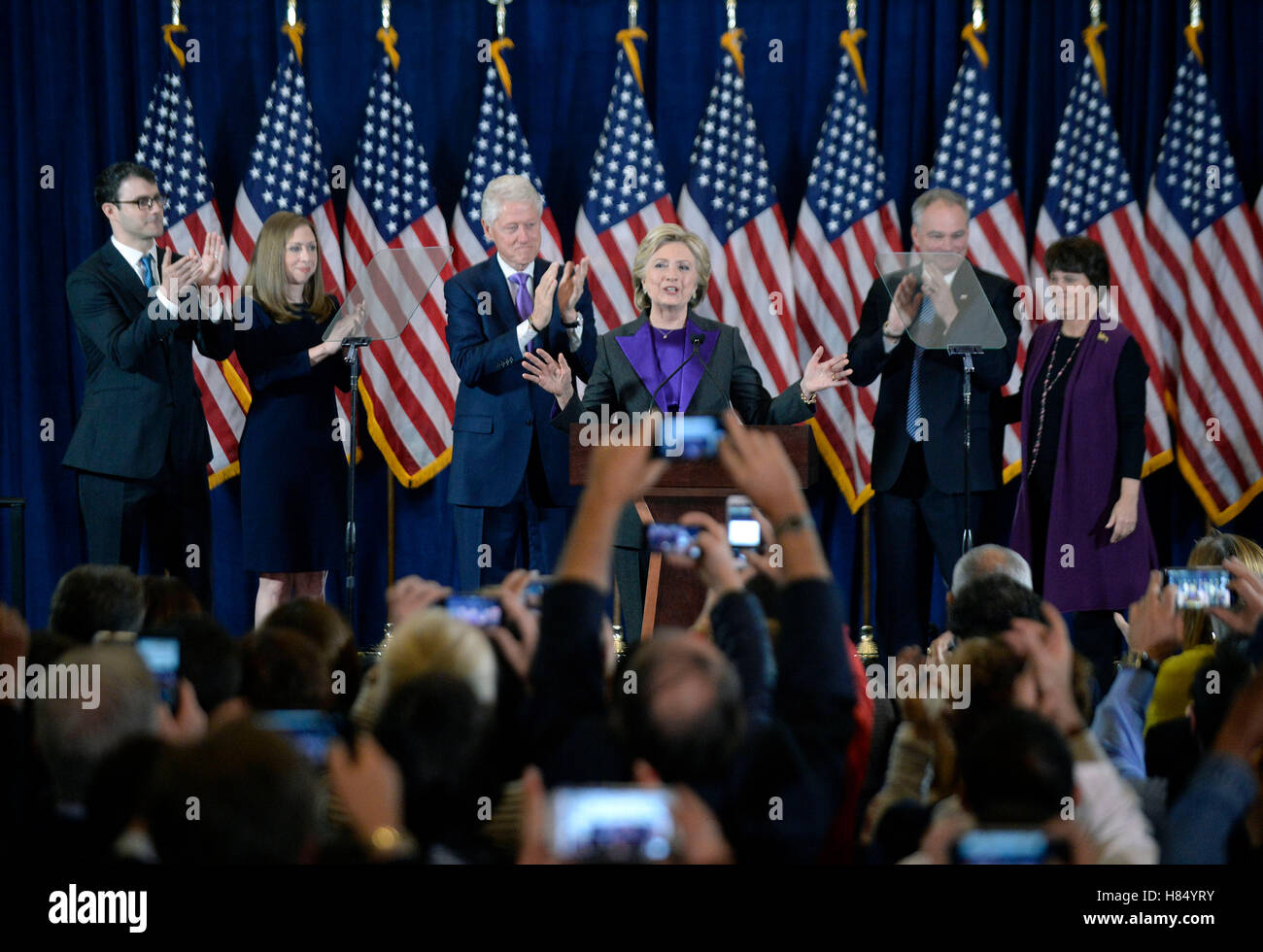 Hillary clinton 2016 concession speech hi-res stock photography and ...