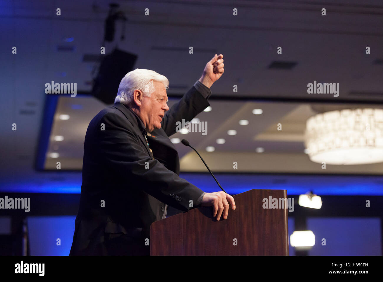 Seattle, Washington, USA. 8th November, 2016. Congressman Jim McDermott ...