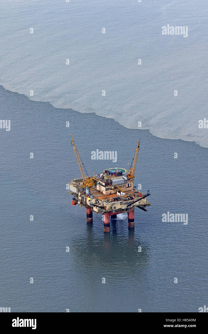 Oil drilling platform, Cook Inlet, Alaska Stock Photo - Alamy