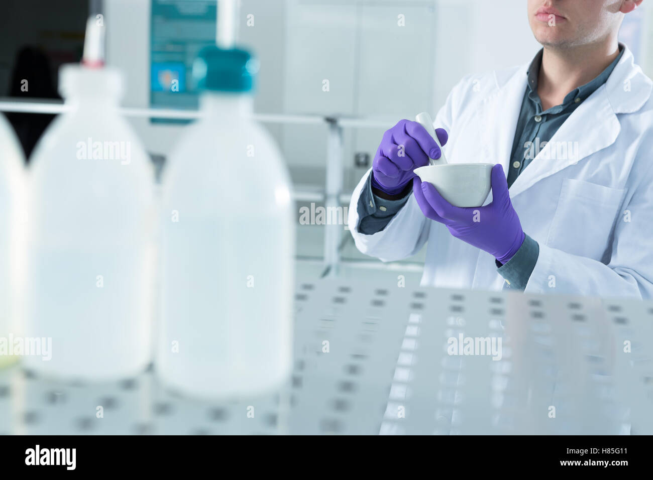 Experiments in the laboratory Stock Photo - Alamy