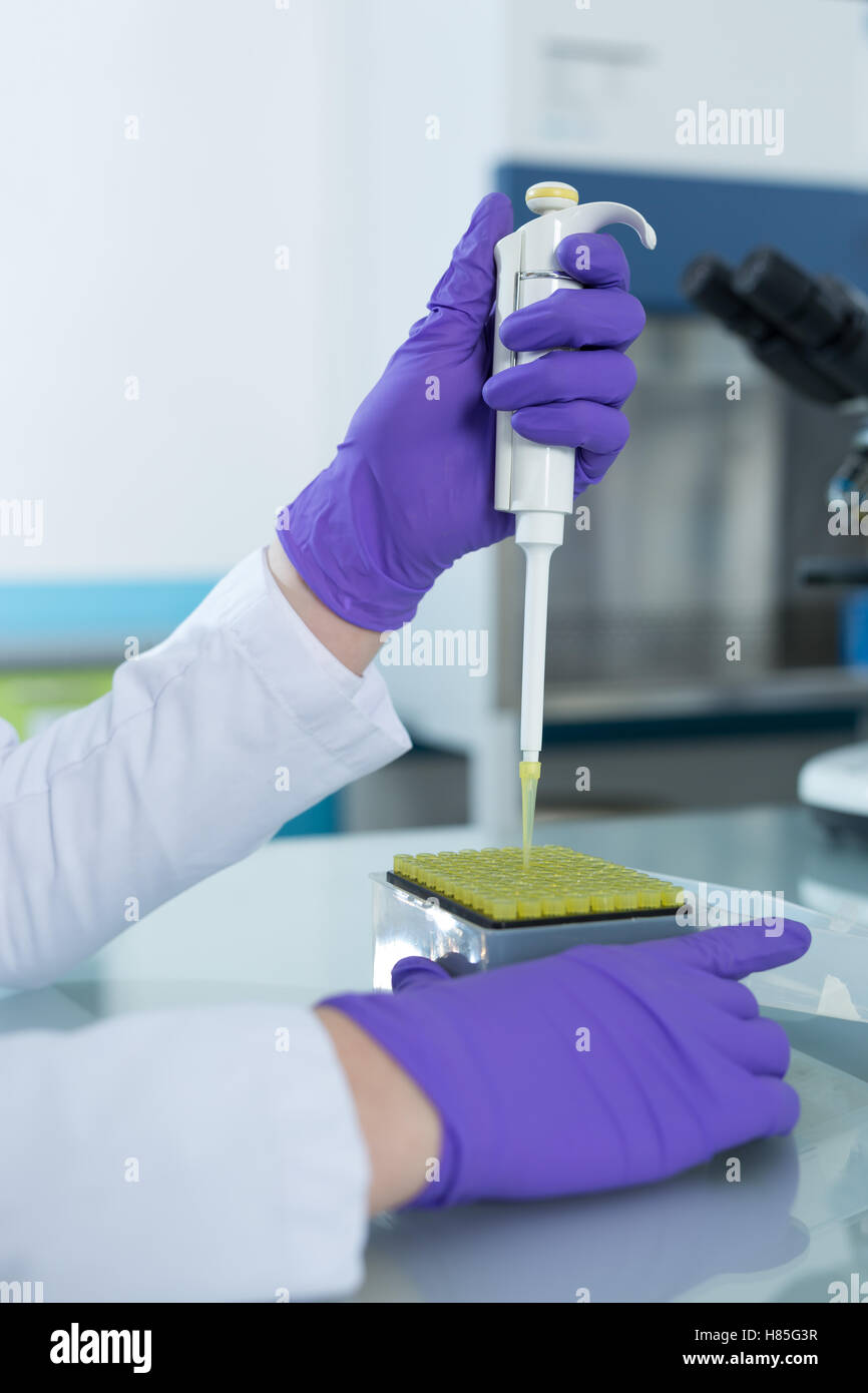 Chemist at work Stock Photo - Alamy