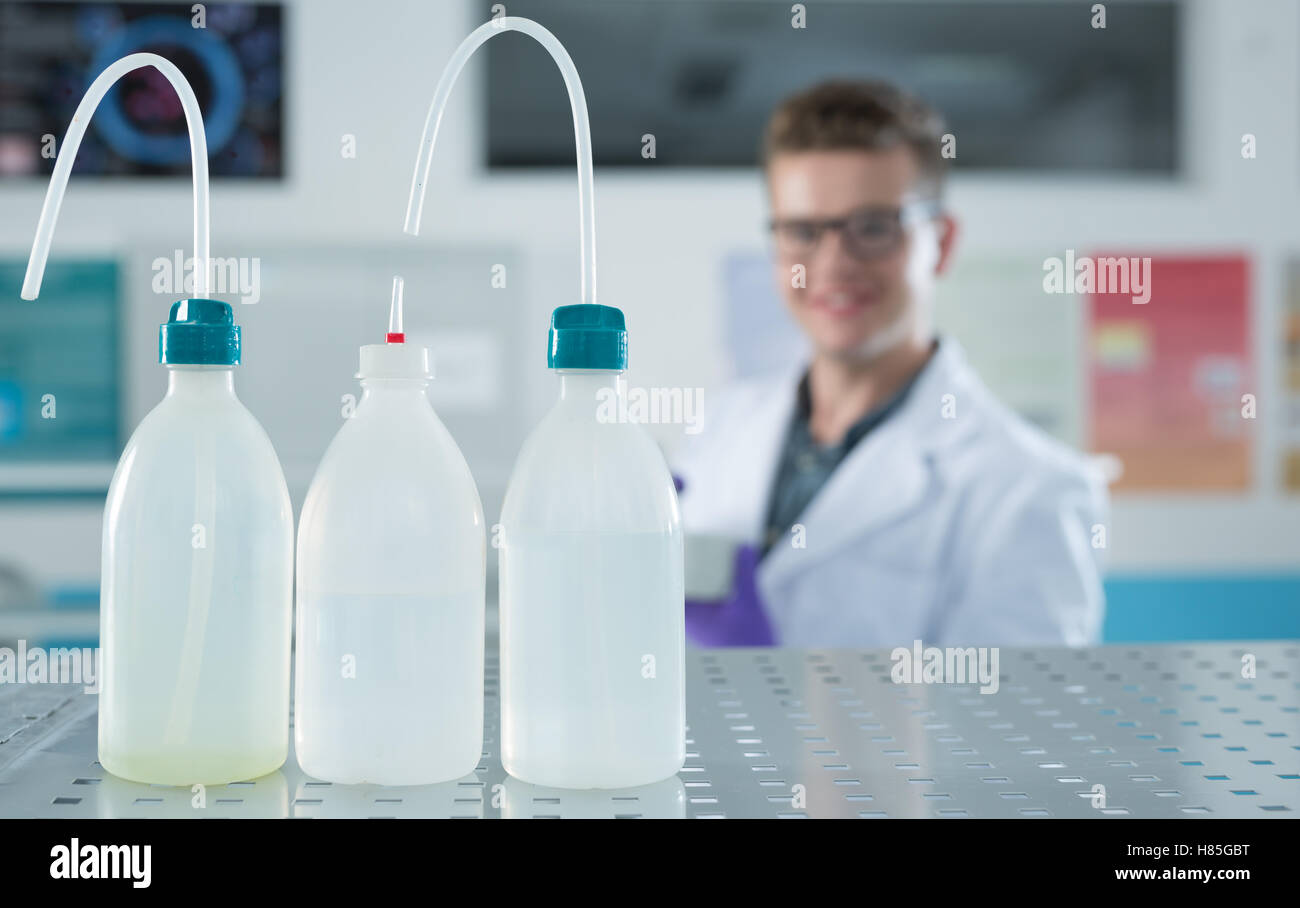 Chemist at work Stock Photo - Alamy