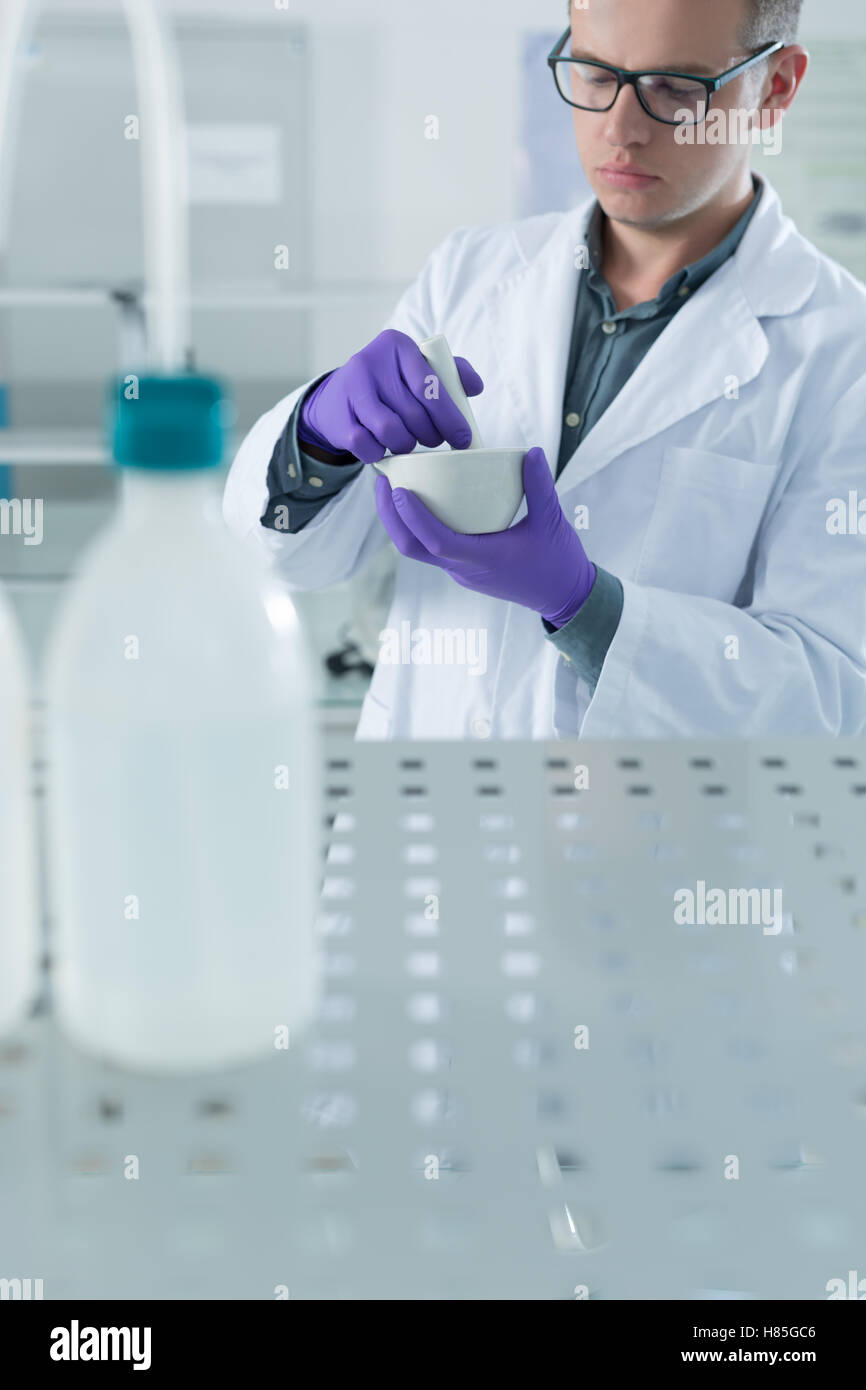 Chemist at work Stock Photo - Alamy