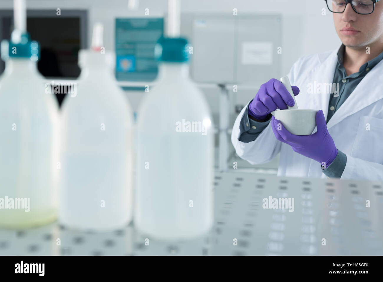 Experiments in the laboratory Stock Photo - Alamy
