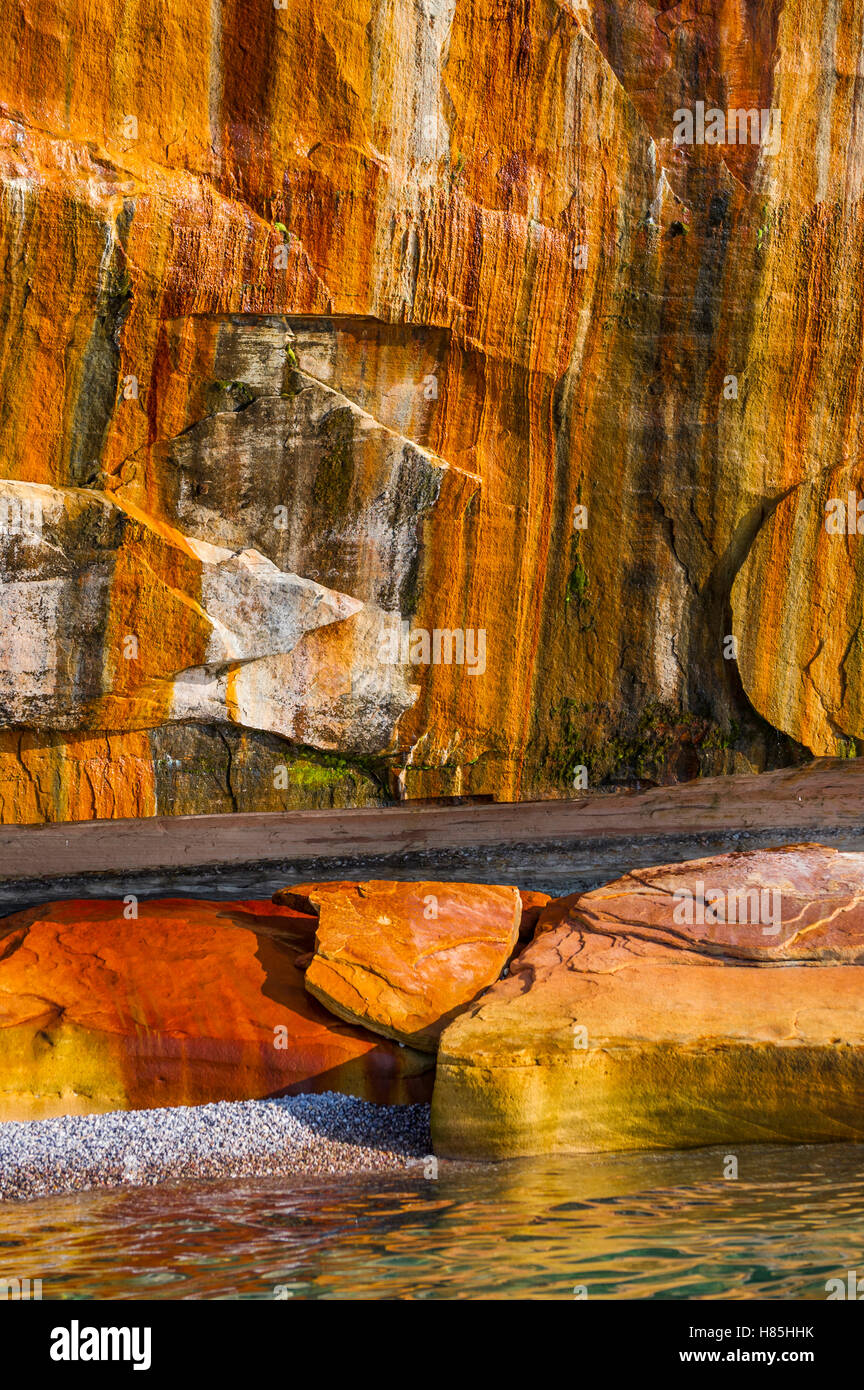 Mineral stained wall, Pictured Rocks National Lakeshore, Michigan Stock ...