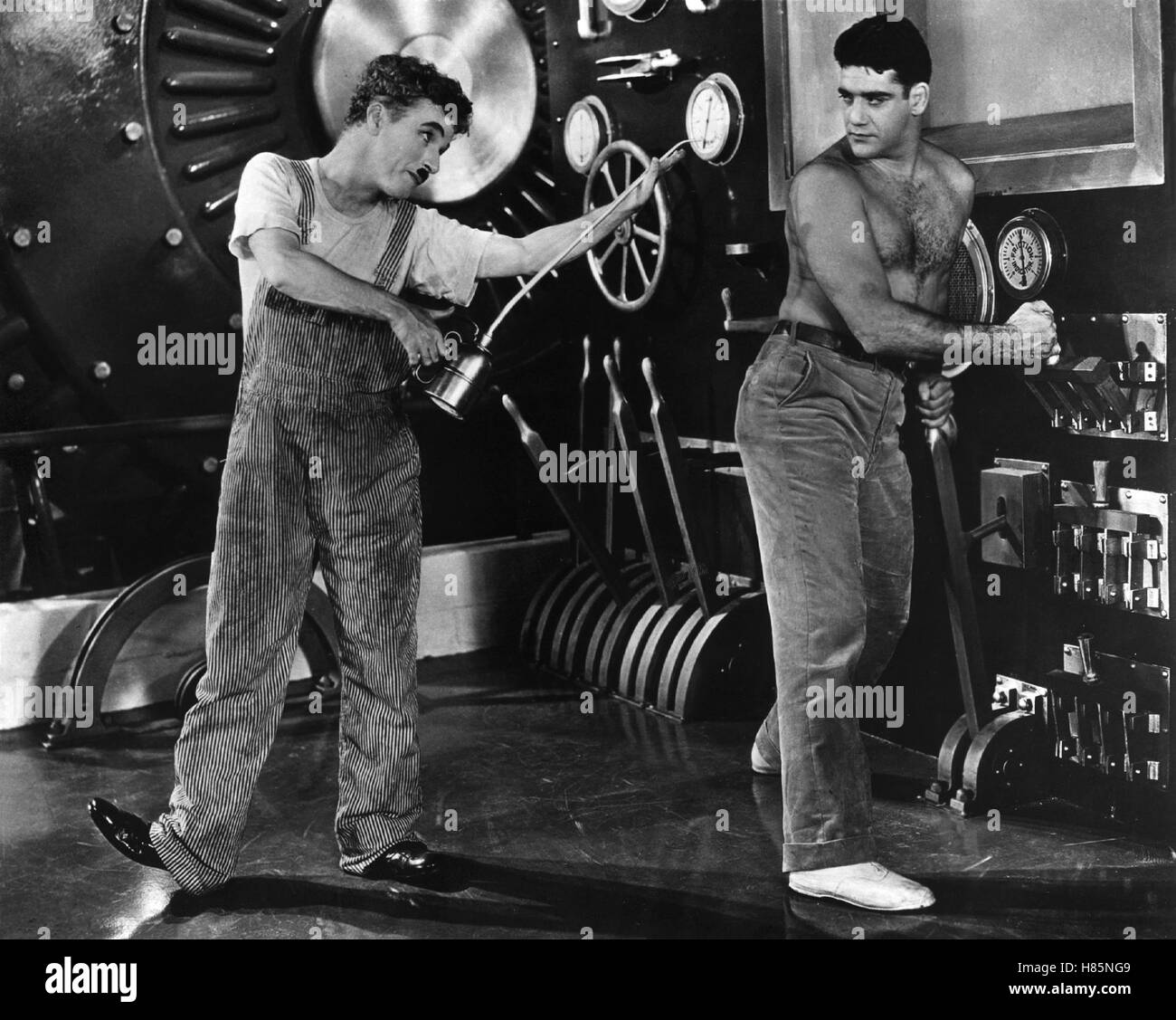 Moderne Zeiten, (MODERN TIMES) USA 1936 s/w, Regie: Charles Chaplin ...