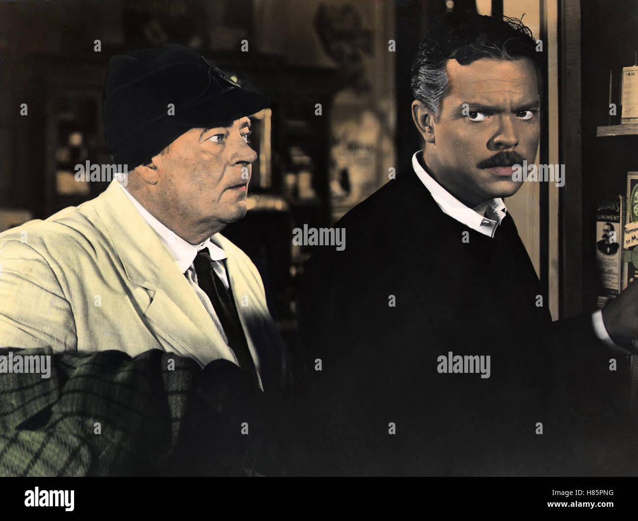 The stranger [1946] film hi-res stock photography and images - Alamy