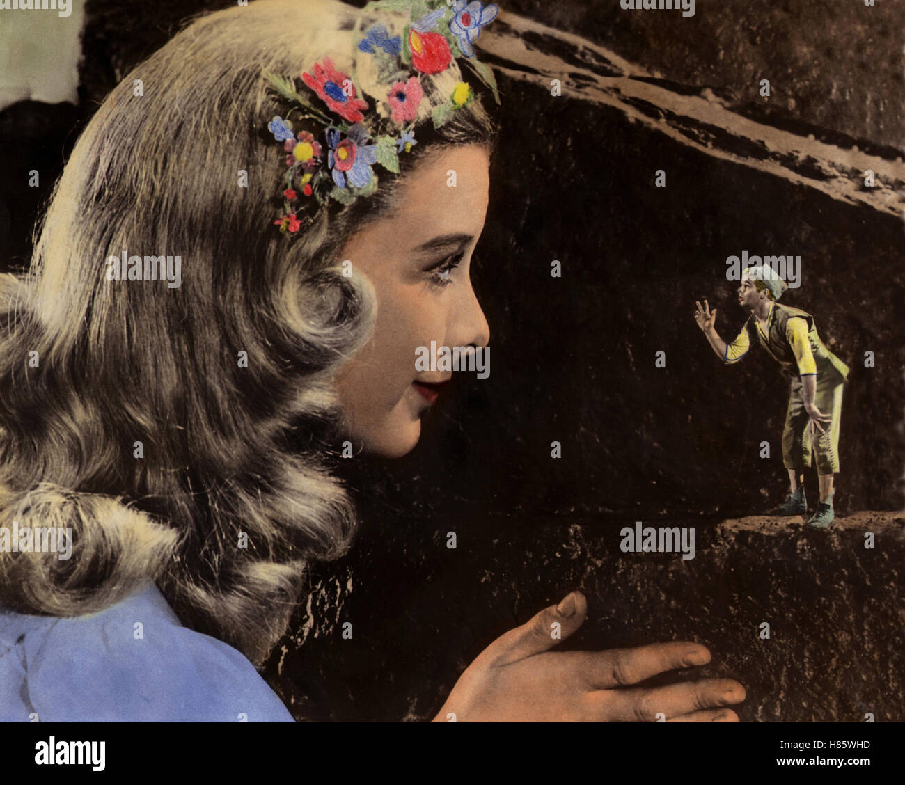 June thorburn hi-res stock photography and images - Alamy