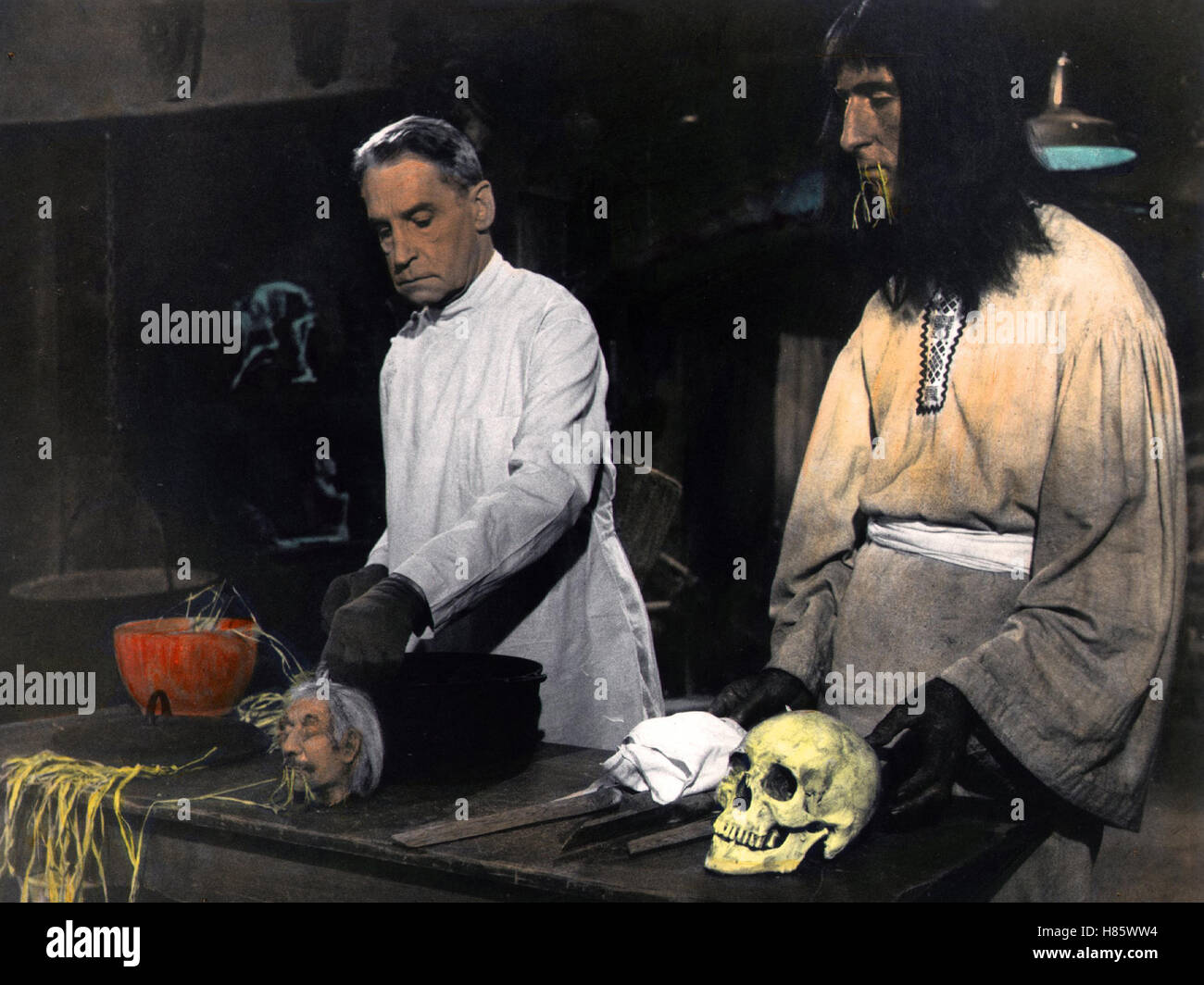 Die vier Schädel des Jonathan Drake, (THE FOUR SKULLS OF JONATHAN DRAKE ...