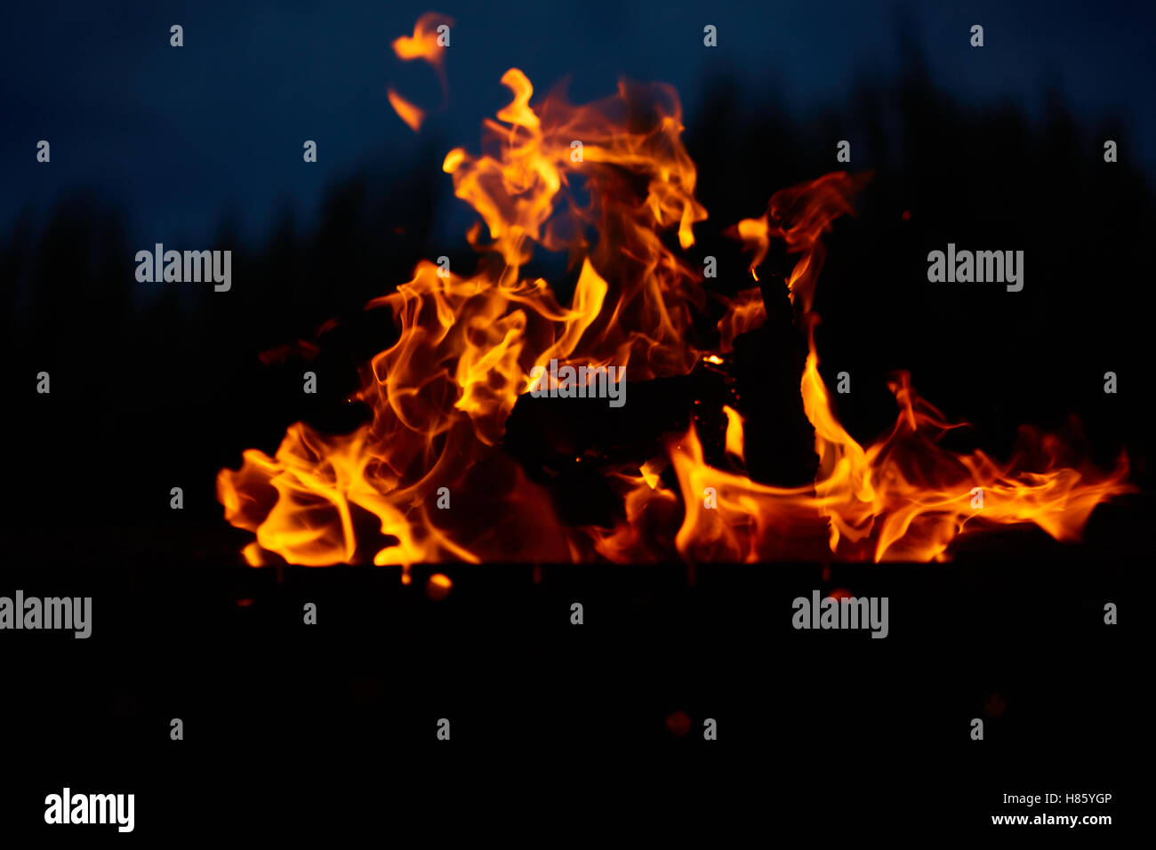 Fire flames background Stock Photo - Alamy