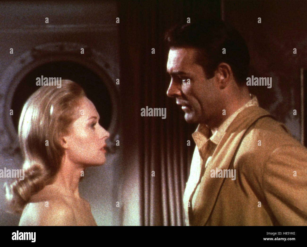 Marnie, (MARNIE) USA 1964, Regie: Alfred Hitchcock, TIPPI HEDREN, SEAN CONNERY Stock Photo - Alamy