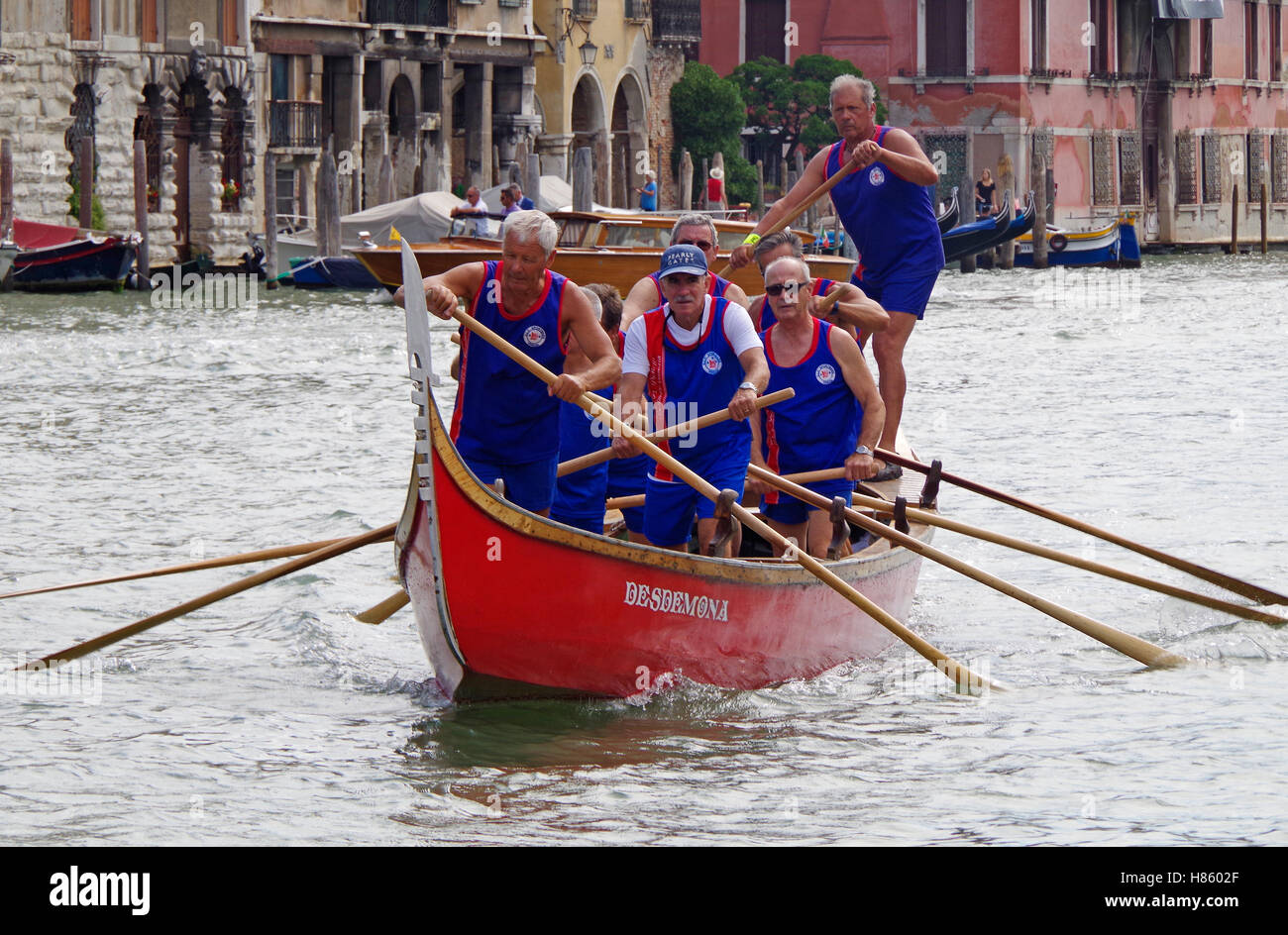 Oarsmen carrying boat hi-res stock photography and images - Alamy