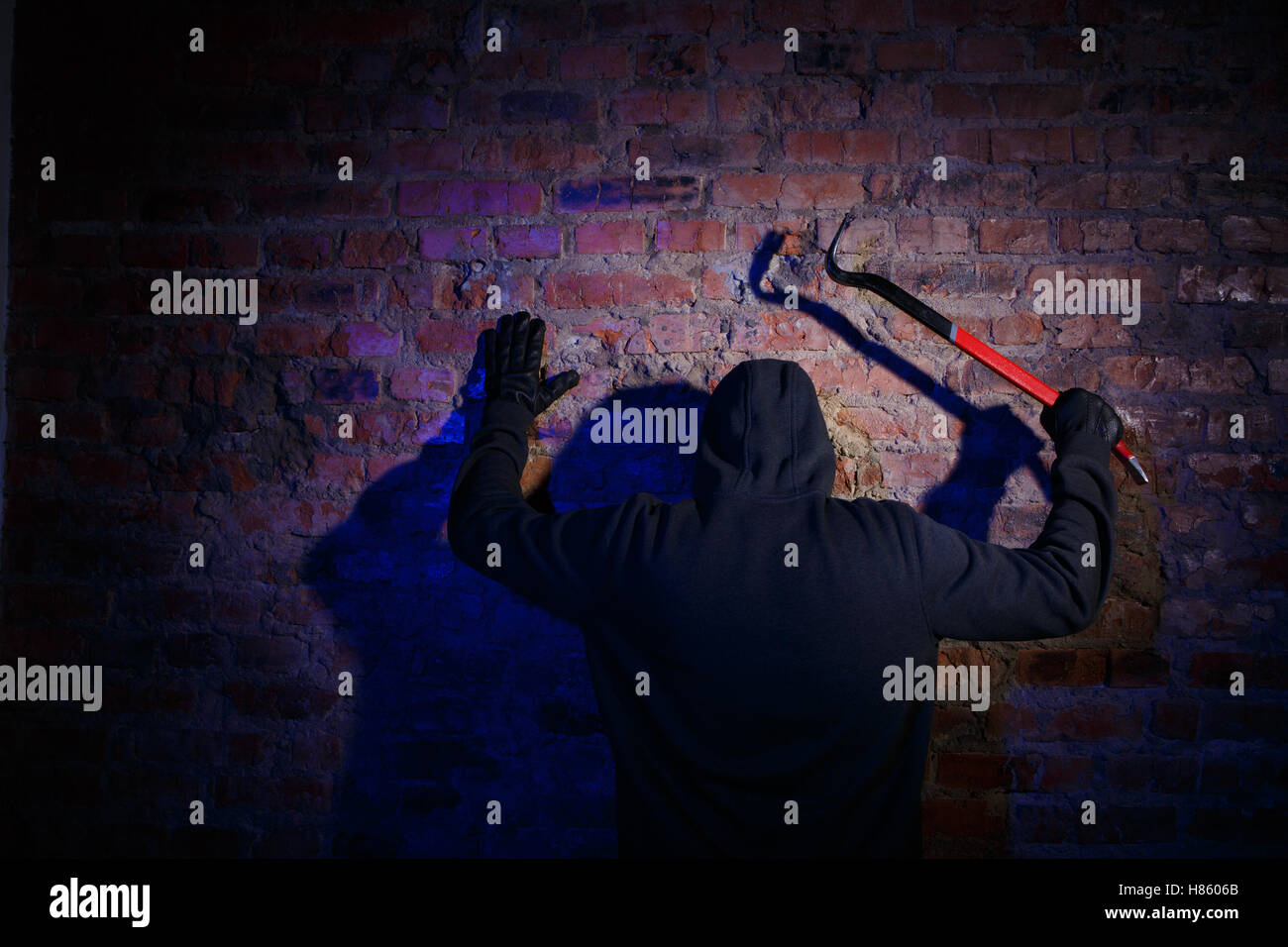 Masked Gunman Stock Photos & Masked Gunman Stock Images - Alamy