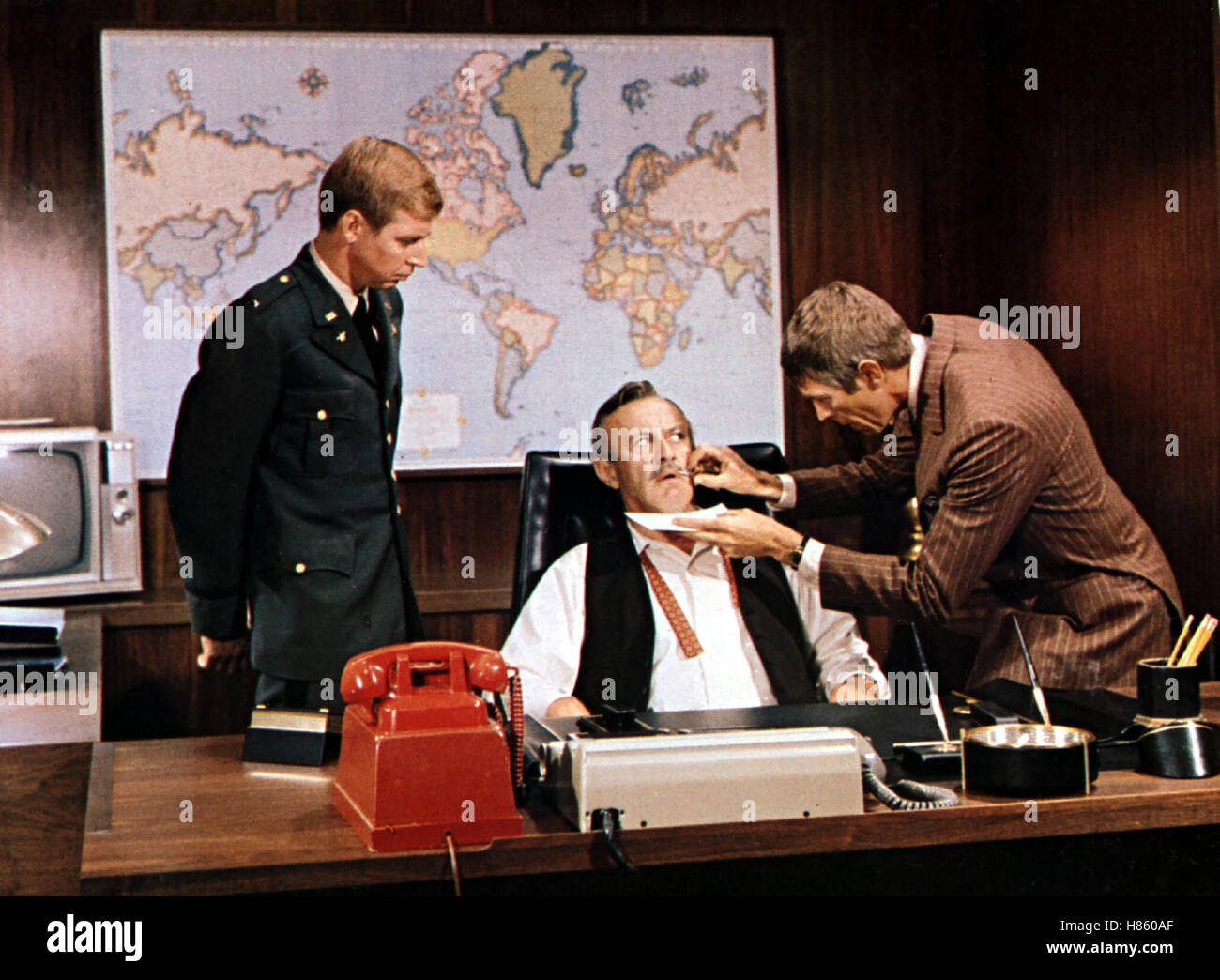 James coburn in like flint hi-res stock photography and images - Alamy
