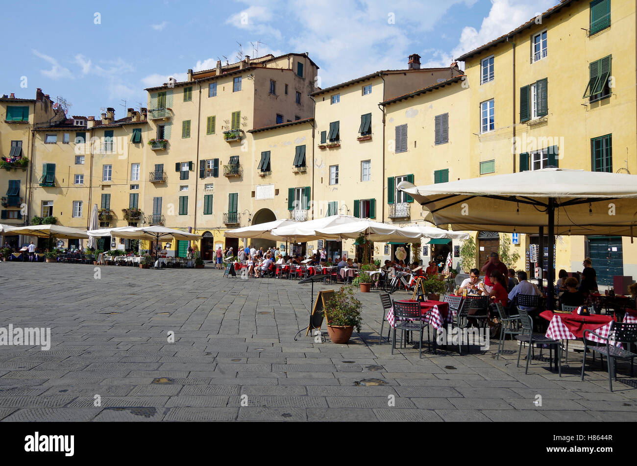 Lucca Italy, Piazza Anfiteatro, Amphitheatre Place Stock Photo - Alamy