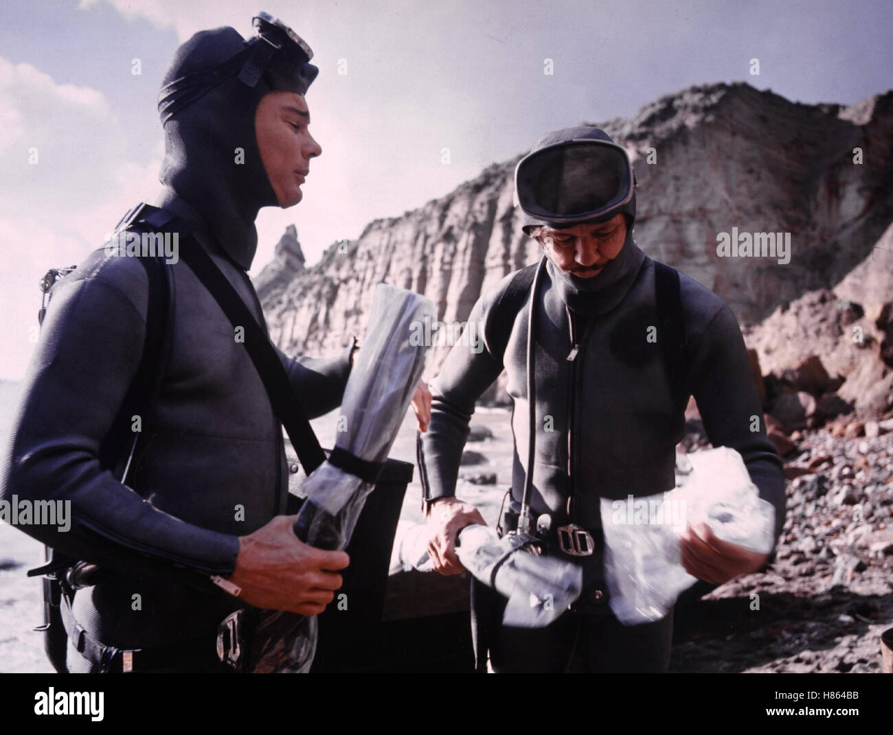 Charles bronson mechanic 1972 hi-res stock photography and images - Alamy