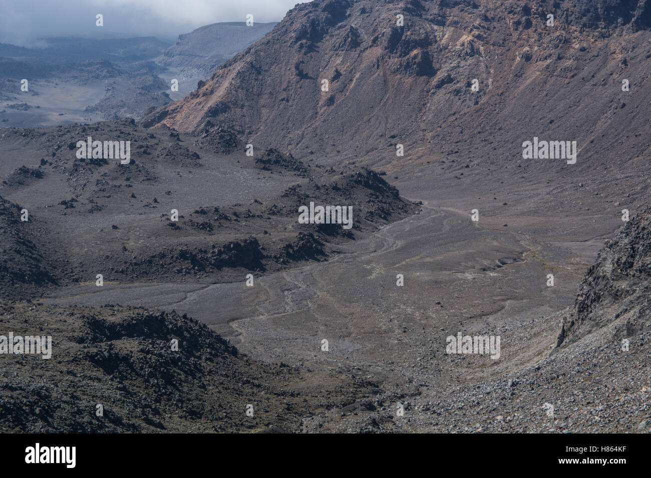 Valley rocky hi-res stock photography and images - Alamy