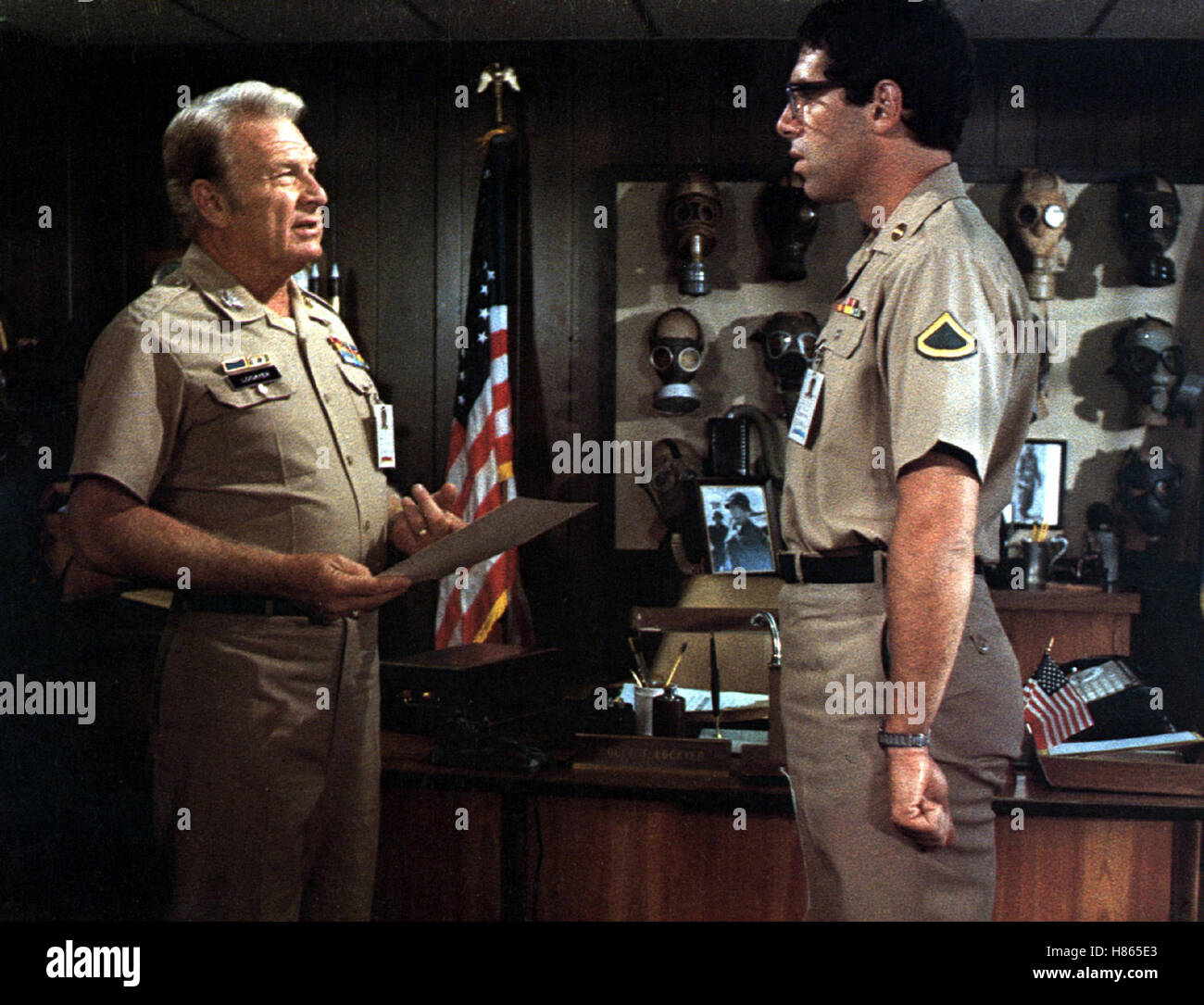 Cash - Eine unaufhaltsame Karriere, (WHIFFS) USA 1974, Regie: Ted Post ...