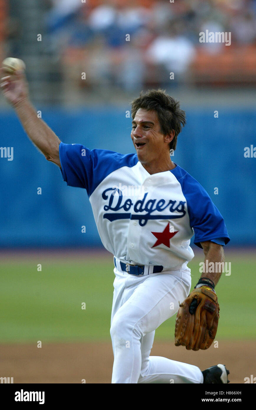 Tony danza baseball hi-res stock photography and images - Alamy