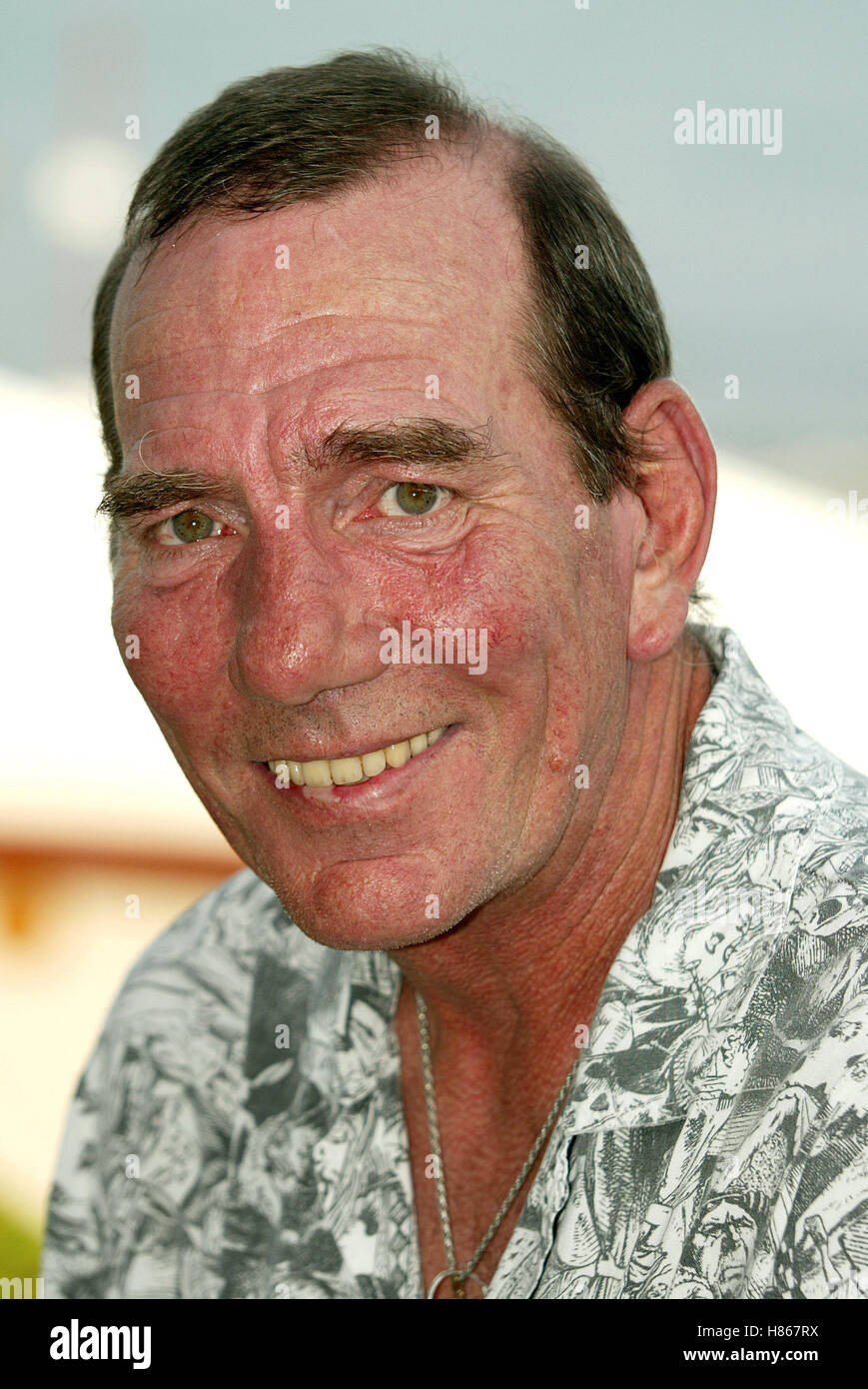 Pete postlethwaite hi-res stock photography and images - Alamy