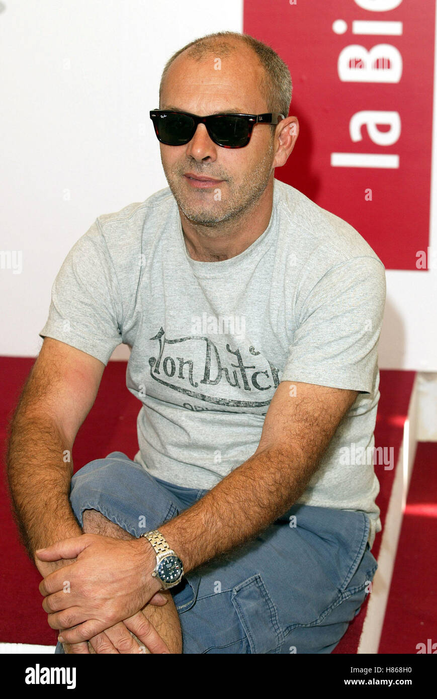 Keith Allen Actor High Resolution Stock Photography and Images - Alamy