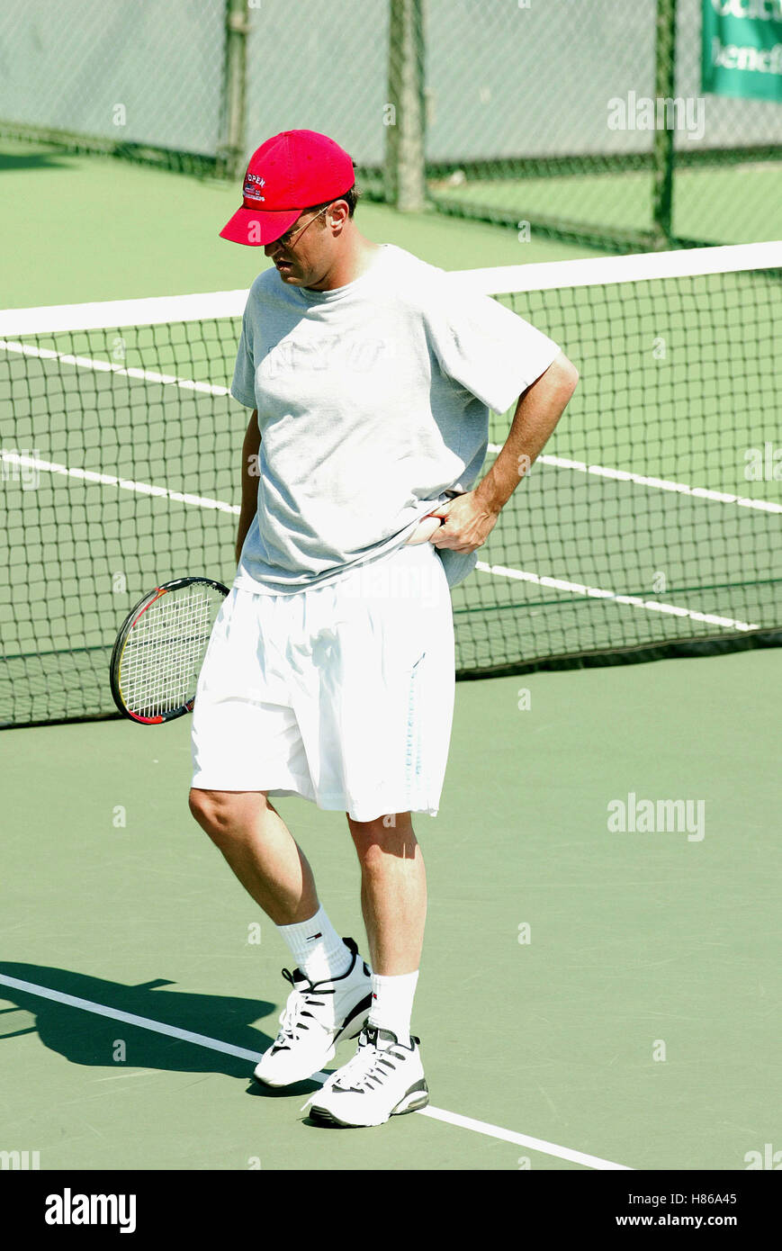 MATTHEW PERRY 1ST CELEBRITY TENNIS CLASSIC BEVERLY HILLS COUNTRY CLUB ...