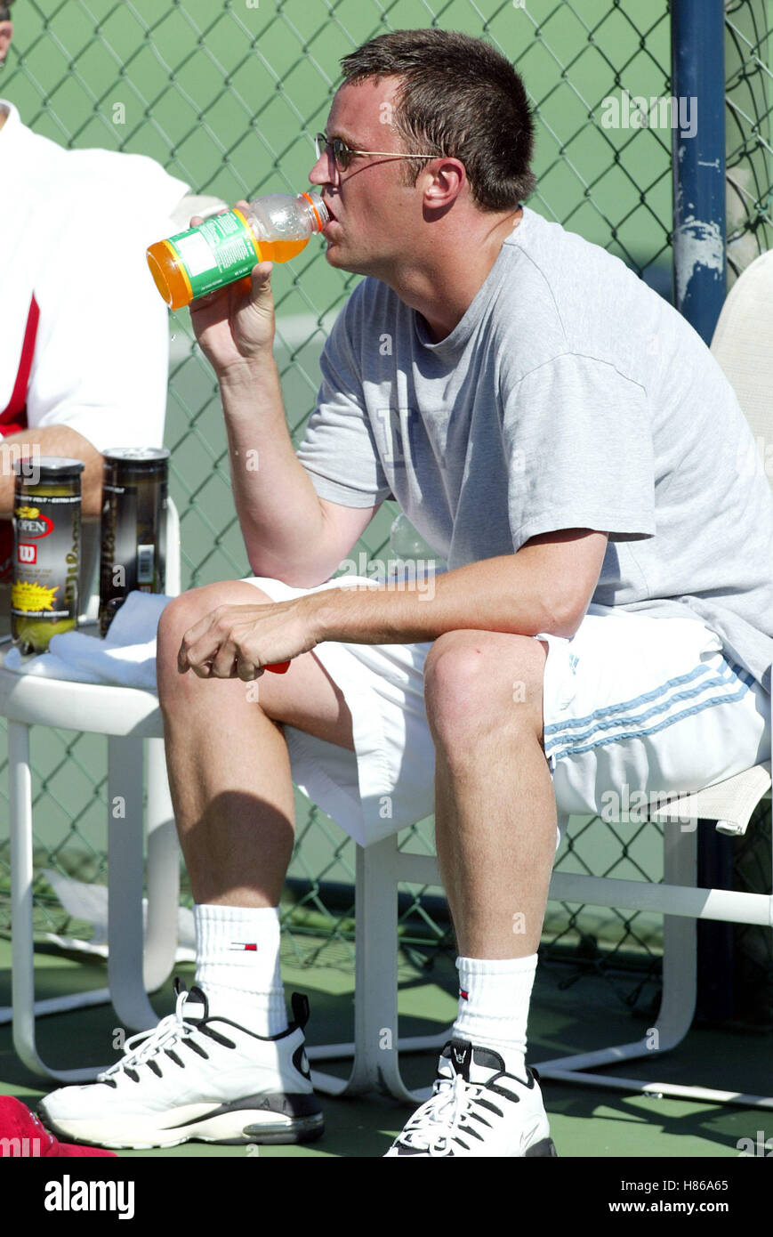 MATTHEW PERRY 1ST CELEBRITY TENNIS CLASSIC BEVERLY HILLS COUNTRY CLUB ...
