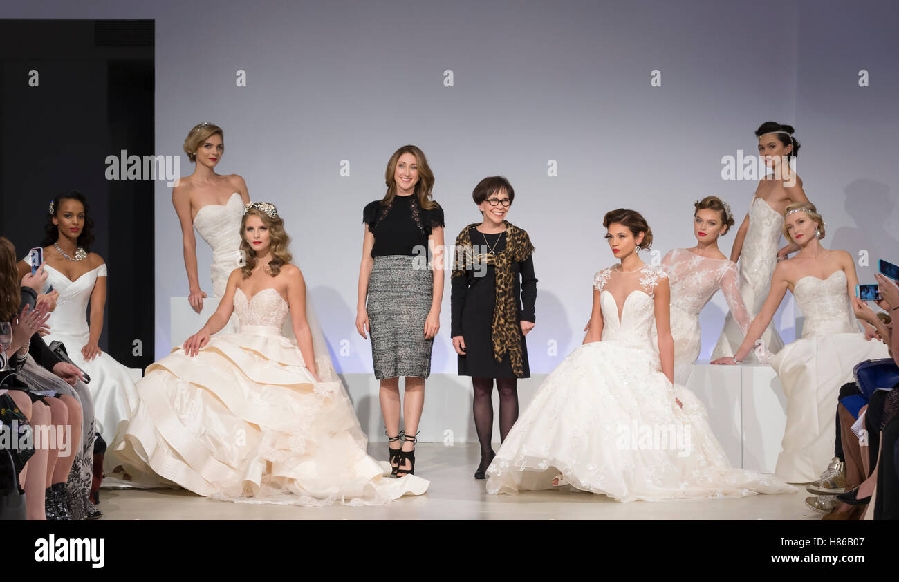 NEW YORK, NY - October 06, 2016: Designer Anne Barge walks the runway ...