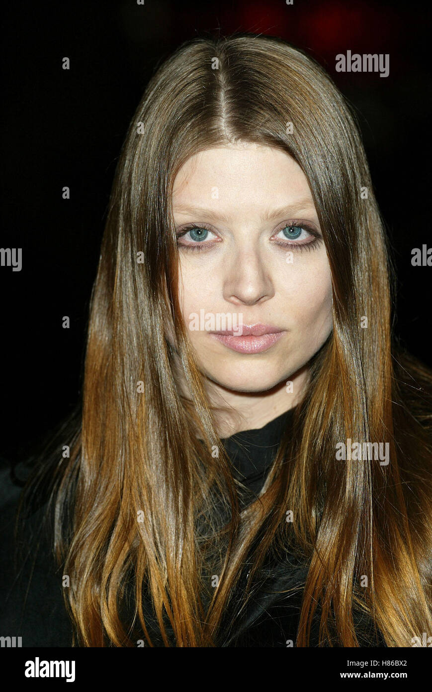 Witchery Amber Benson