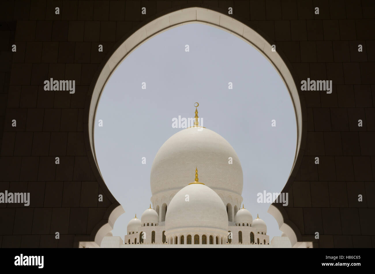 Sheikh Zayed Grand Mosque building exteriors Abu Dhabi United Arab ...
