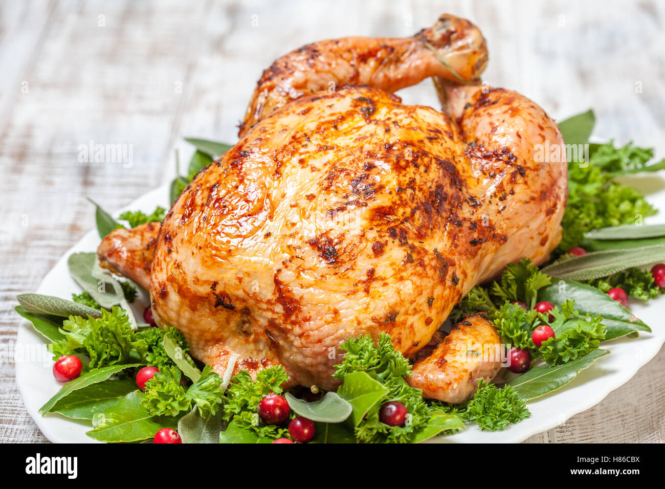 Traditional whole roast chicken hi-res stock photography and images - Alamy