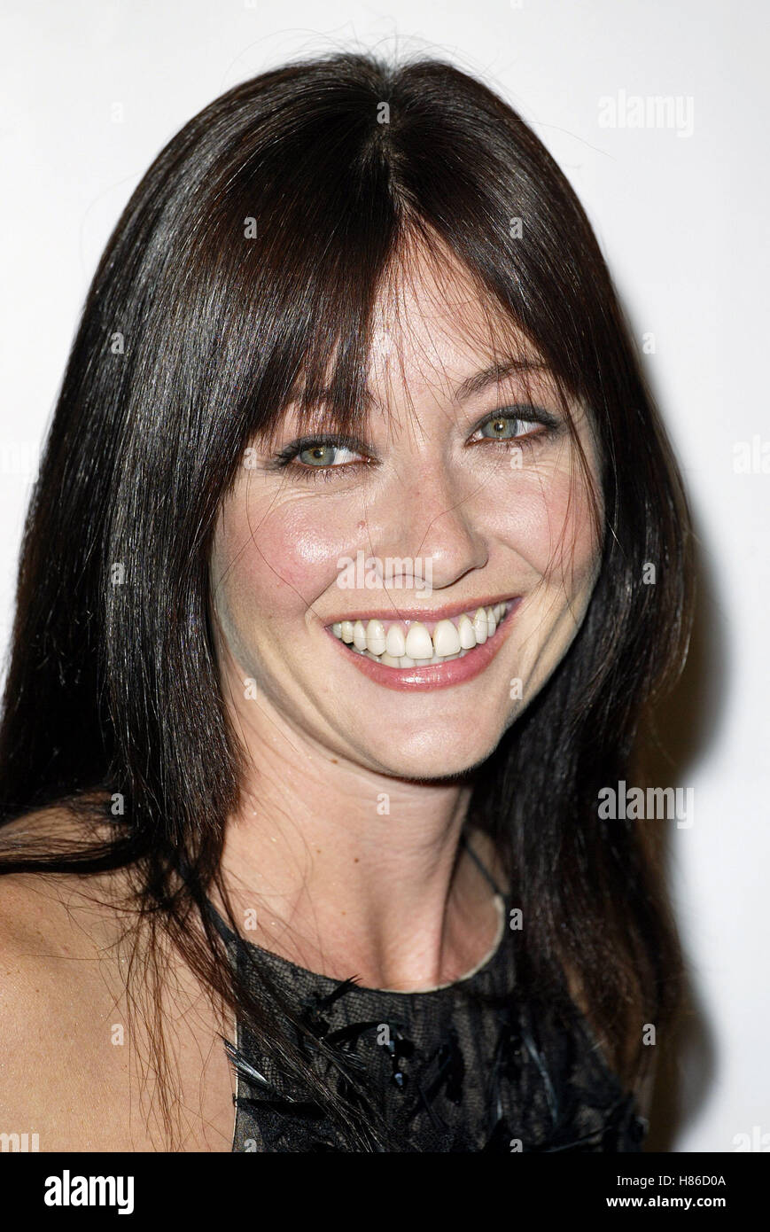 Shannen Doherty Teeth Gap