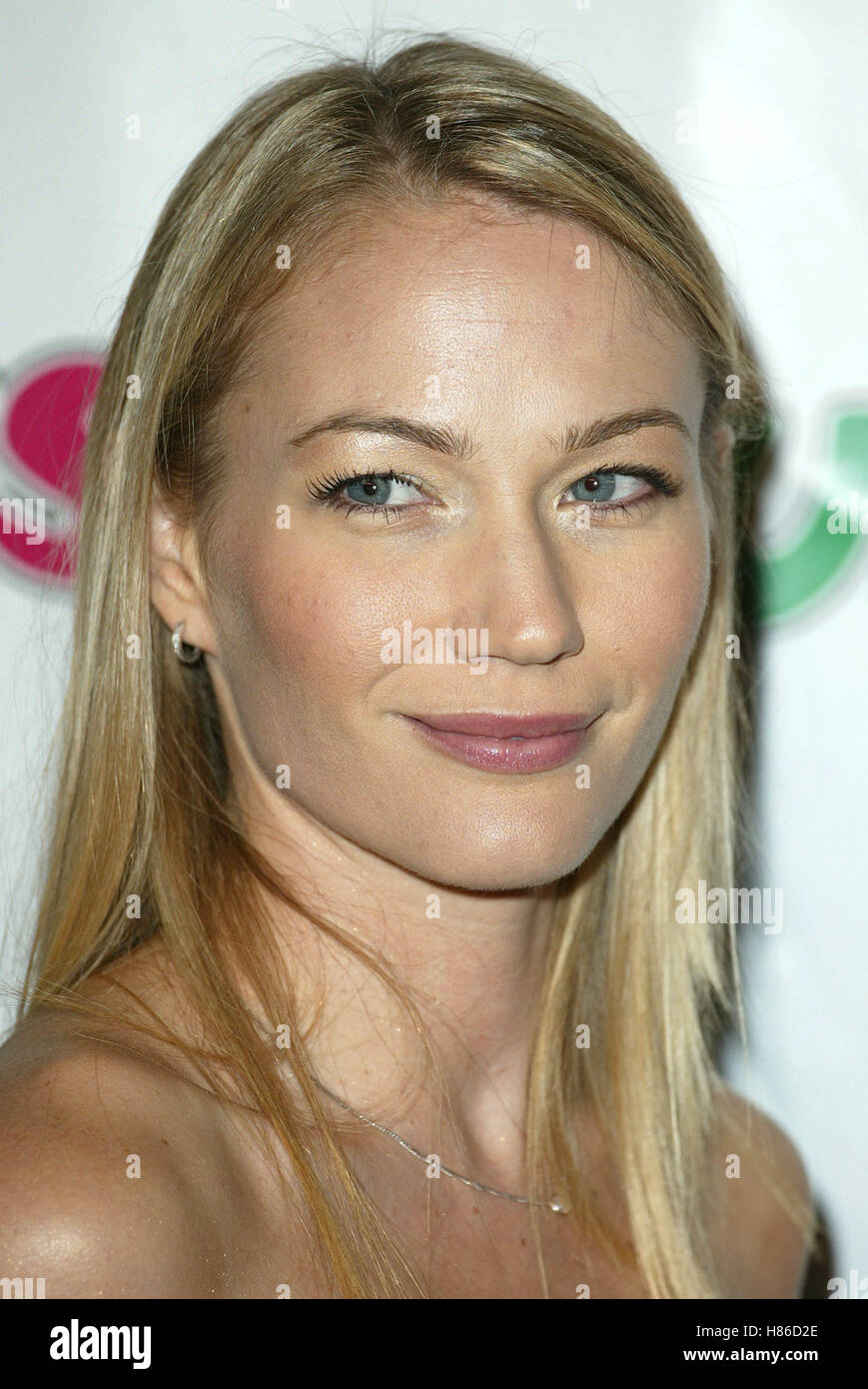 SARAH WYNTER 15TH CAROUSEL OF HOPE BALL BEVERLY HILTON HOTEL BEVERLY ...