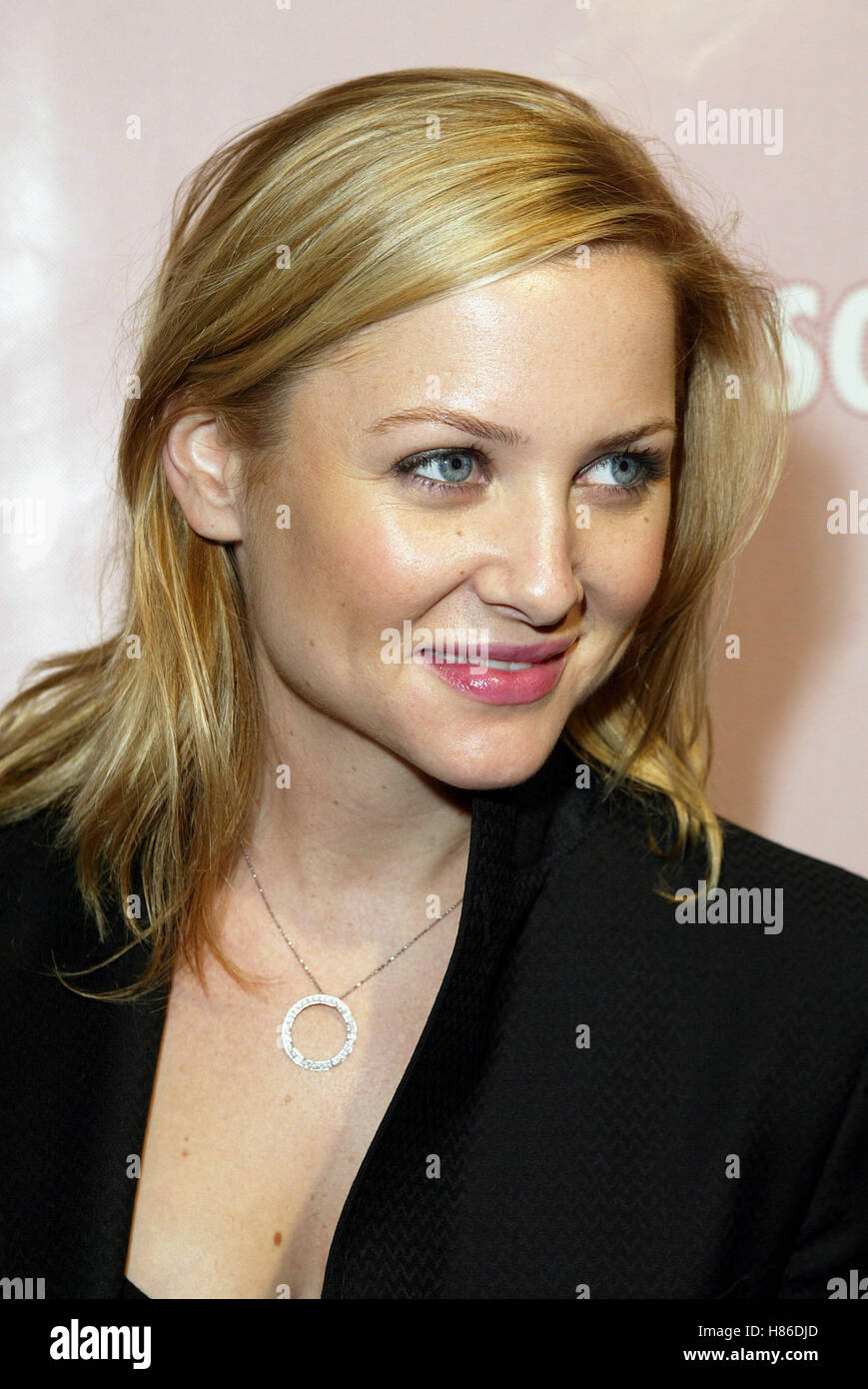 JESSICA CAPSHAW STELLA MCCARTNEY & ABSOLUT CHATEAU MARMONT HOLLYWOOD ...
