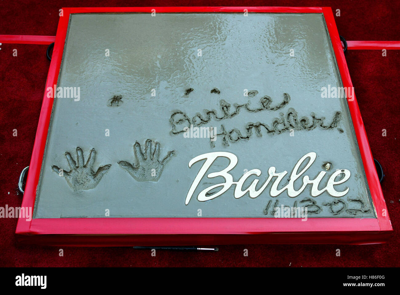 BARBARA HANDLER & BARBIE HAND & FOOTPRINTS CEREMONY EGYPTIAN THEATRE ...