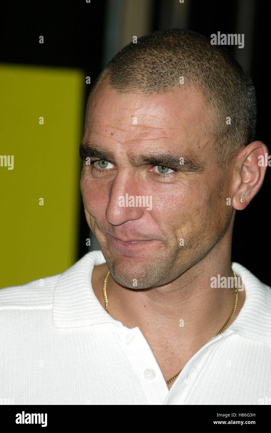 Former footballer vinnie jones hi-res stock photography and images - Alamy