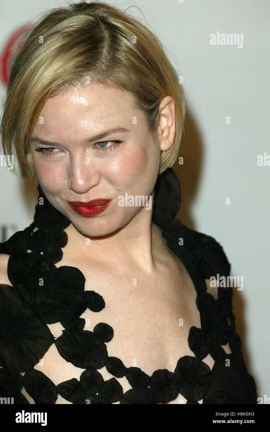 Chicago 2002 renee zellweger hi-res stock photography and images - Alamy