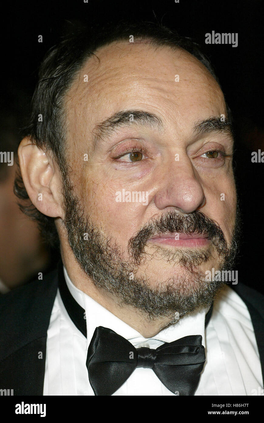 John rhys davies 2002 lord of the rings hi-res stock photography and ...