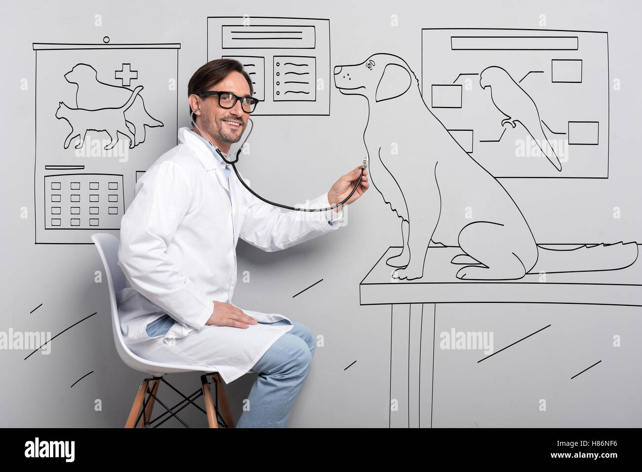Smiling young veterinary doctor hi-res stock photography and images - Alamy