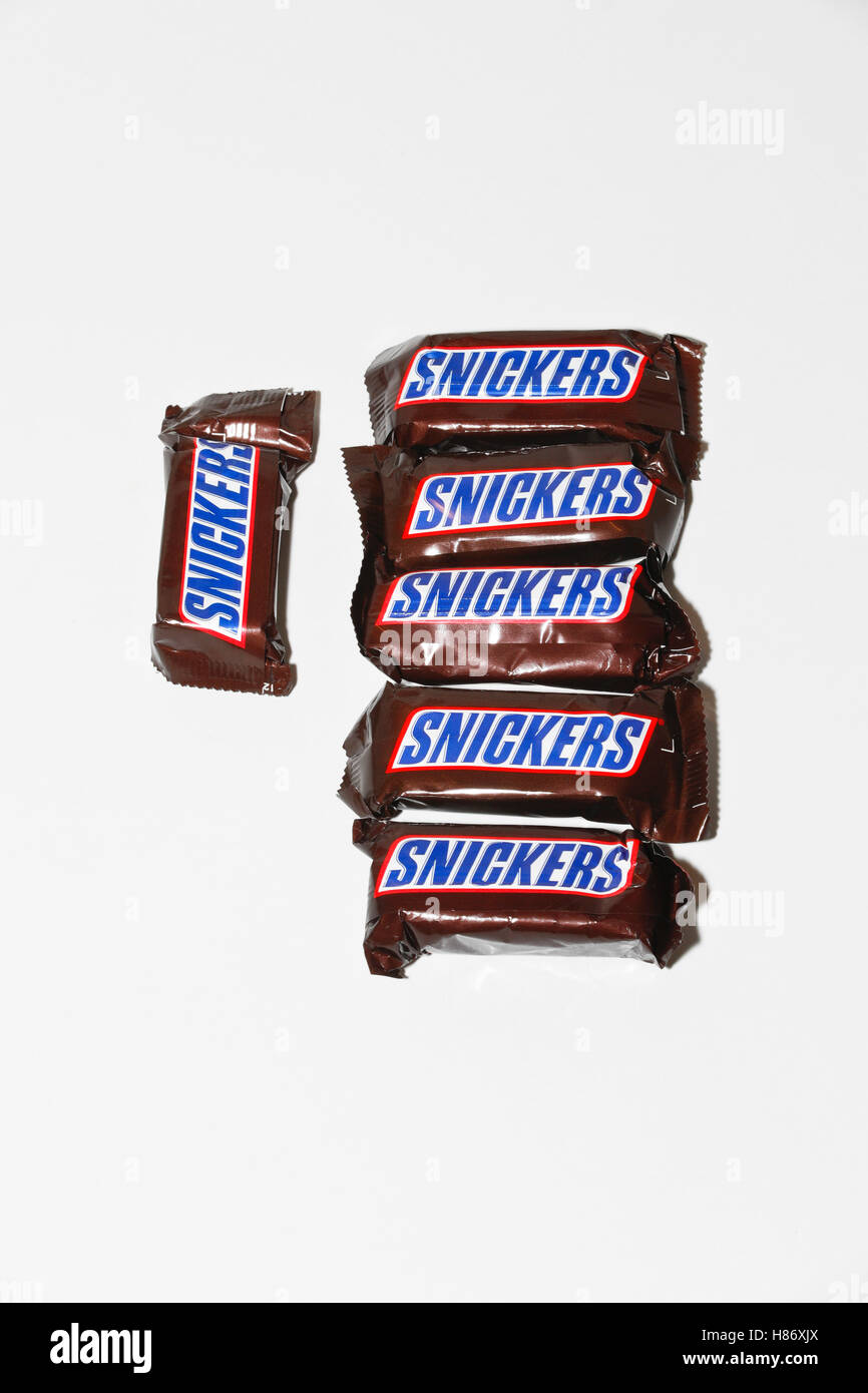 Snickers High Resolution Stock Photography and Images - Alamy