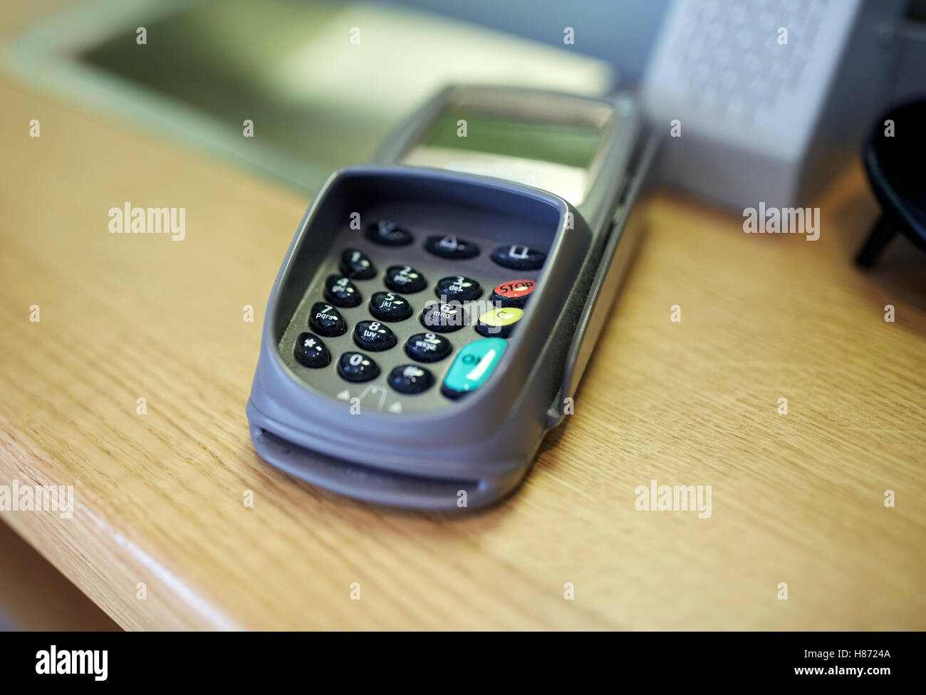 Bank card reader hi-res stock photography and images - Alamy