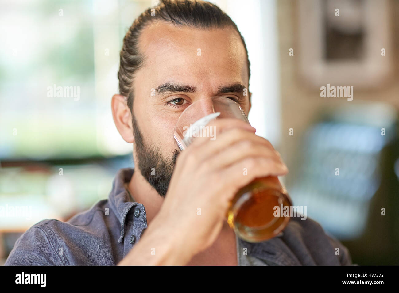 Beer face hi-res stock photography and images - Alamy